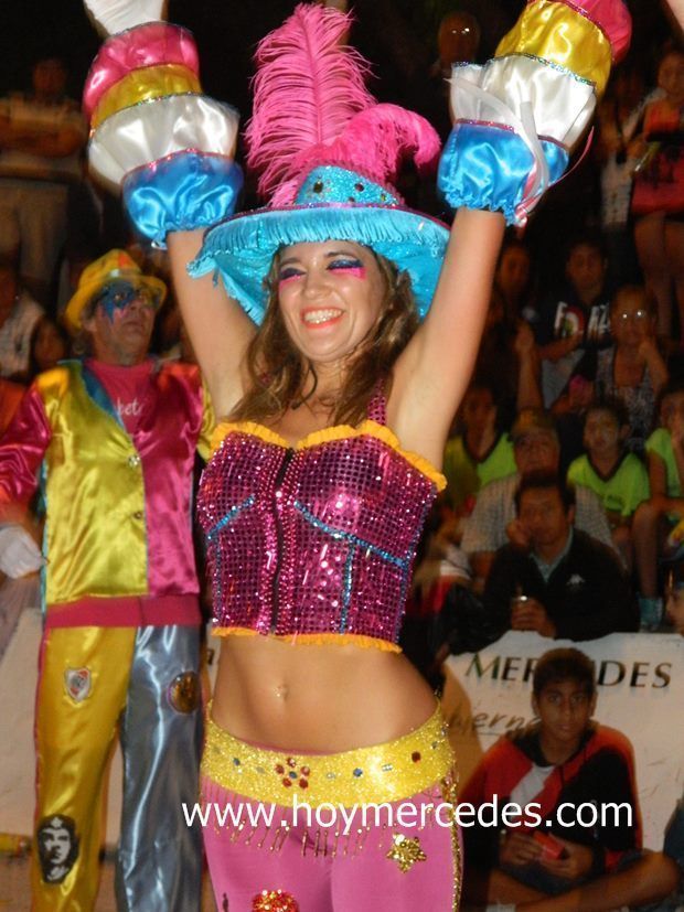 Paula Rudoni es la Reina de los Carnavales 2014 – HoyMercedes ...